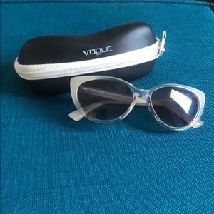 Vogue Eyewear Accessories | Vogue Nwt Clear Eyeglass Frames Flattering ...